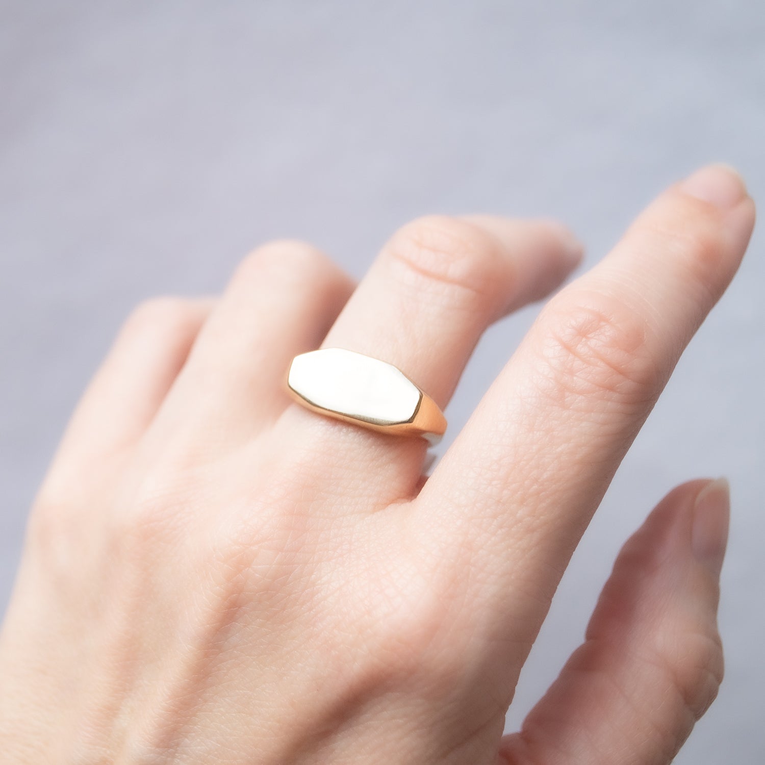 Open media 1 in modal