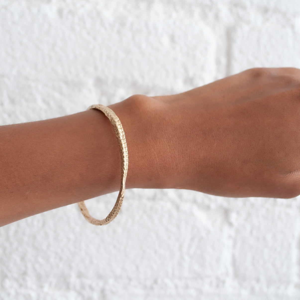 Open media 1 in modal