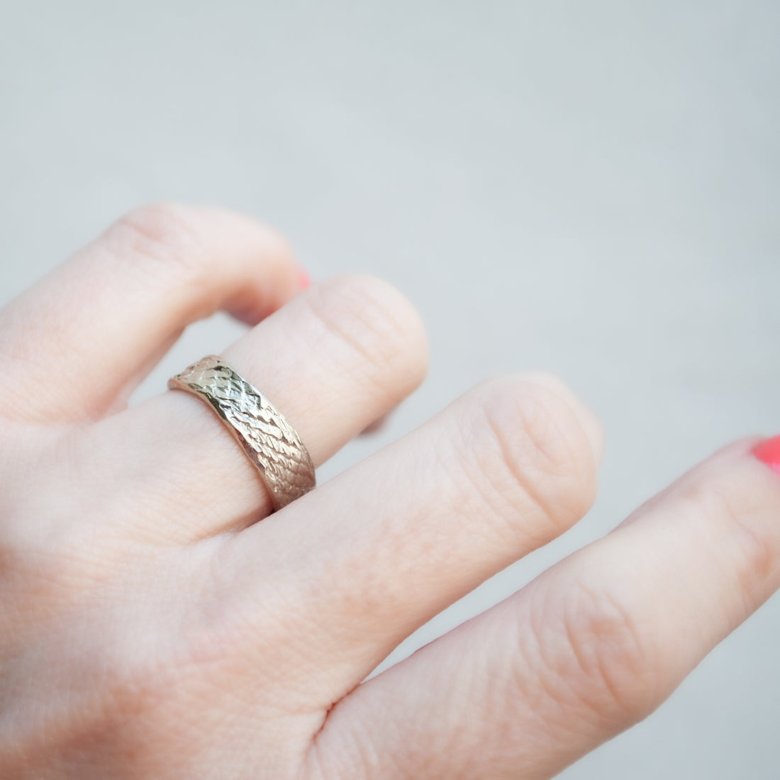 Open media 1 in modal