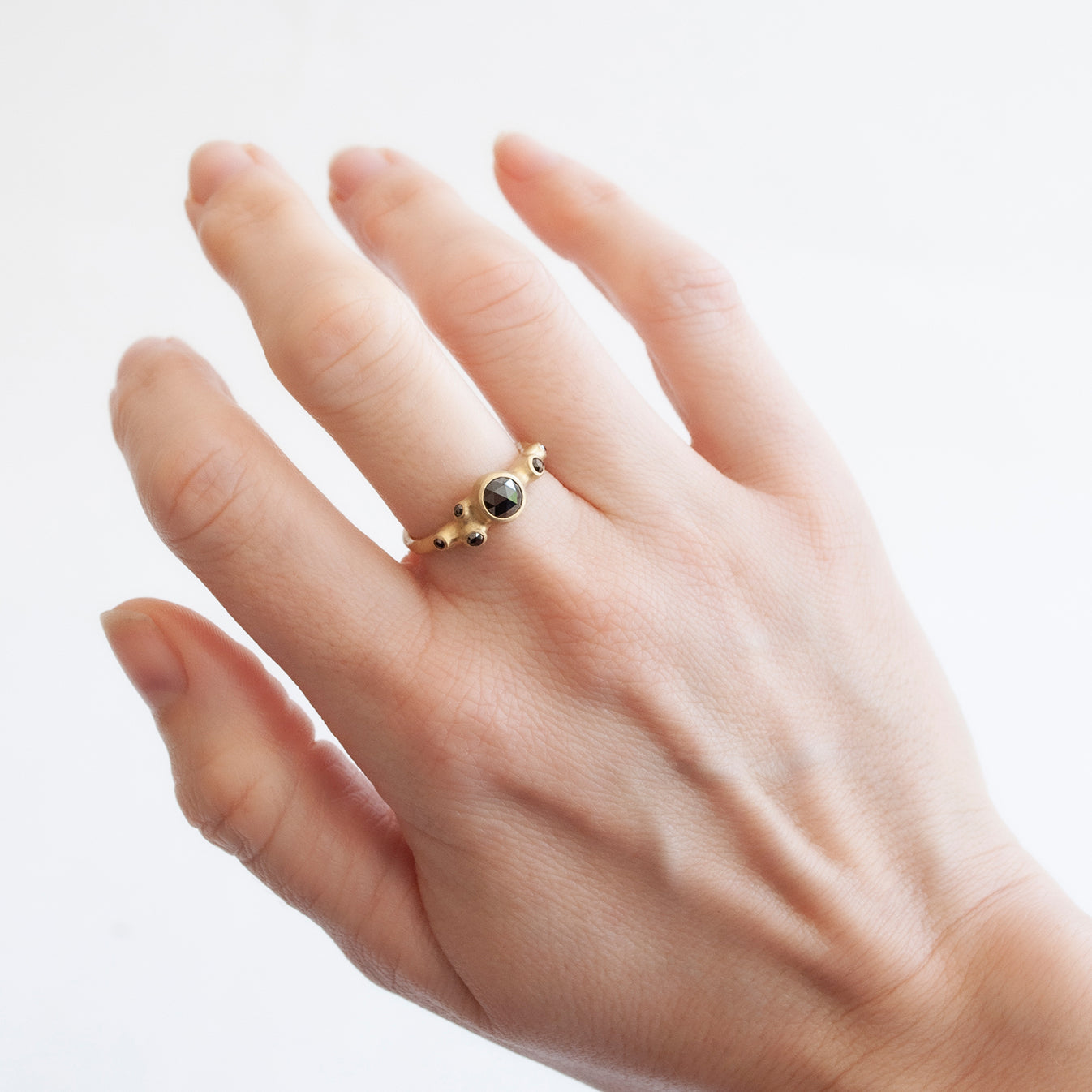 Open media 1 in modal