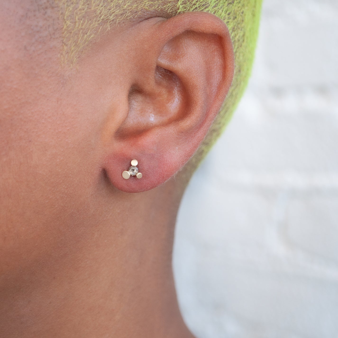 Medium Floret Studs – ESQUELETO